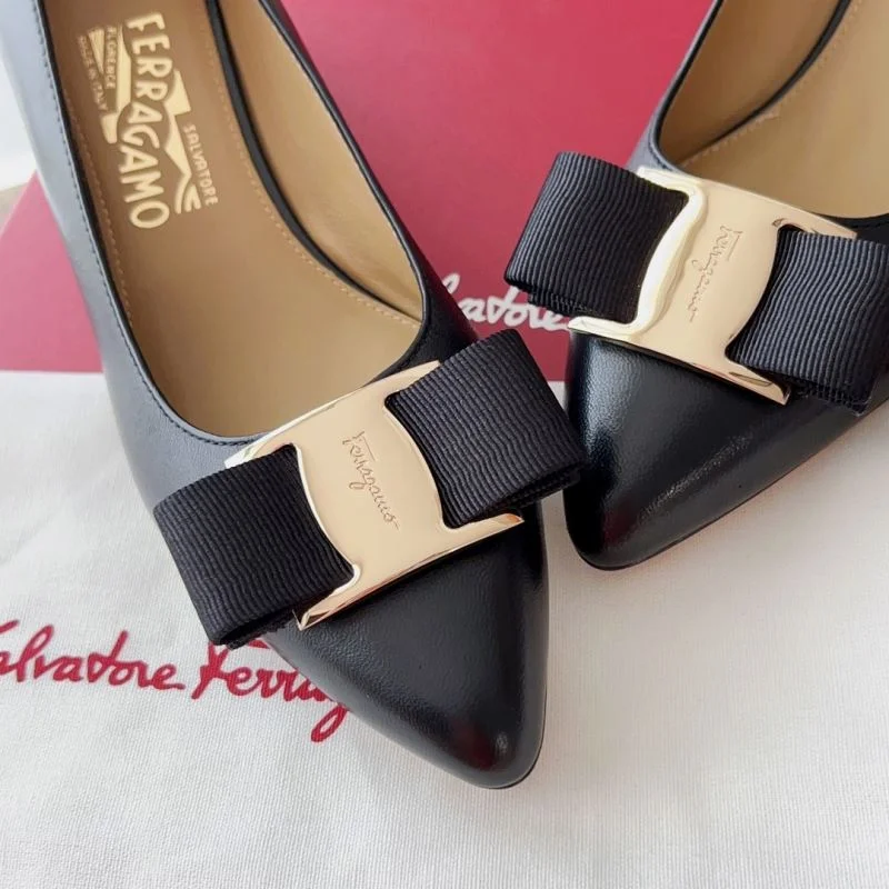 Top mirror Ferragamo Shoes