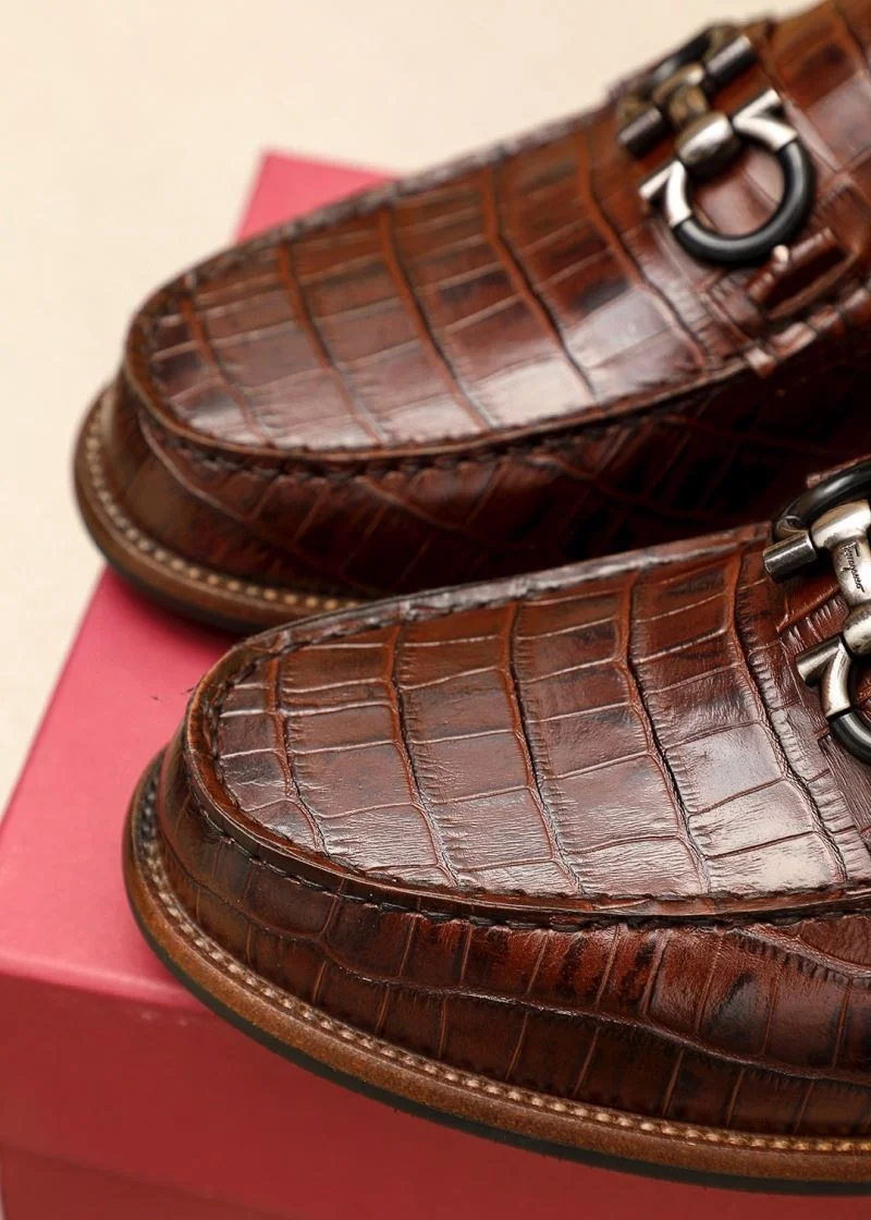 Top match Ferragamo Shoes