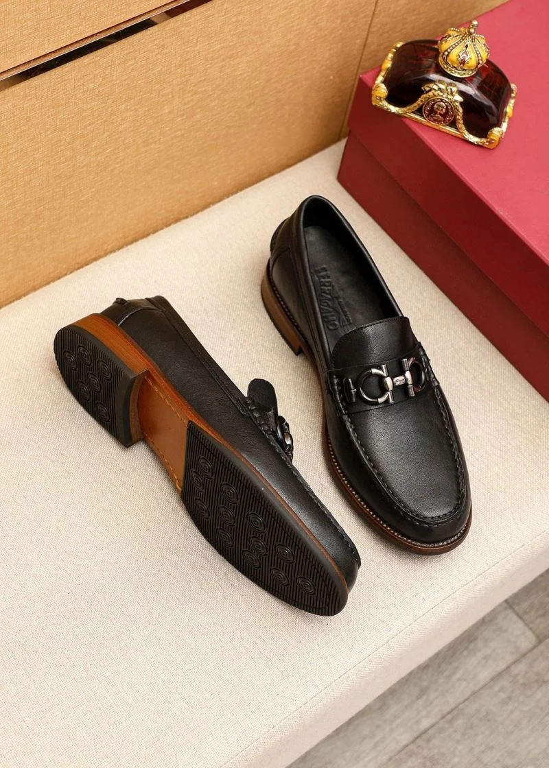 Accurate model Ferragamo Shoes