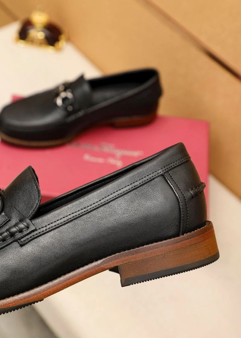 Accurate model Ferragamo Shoes