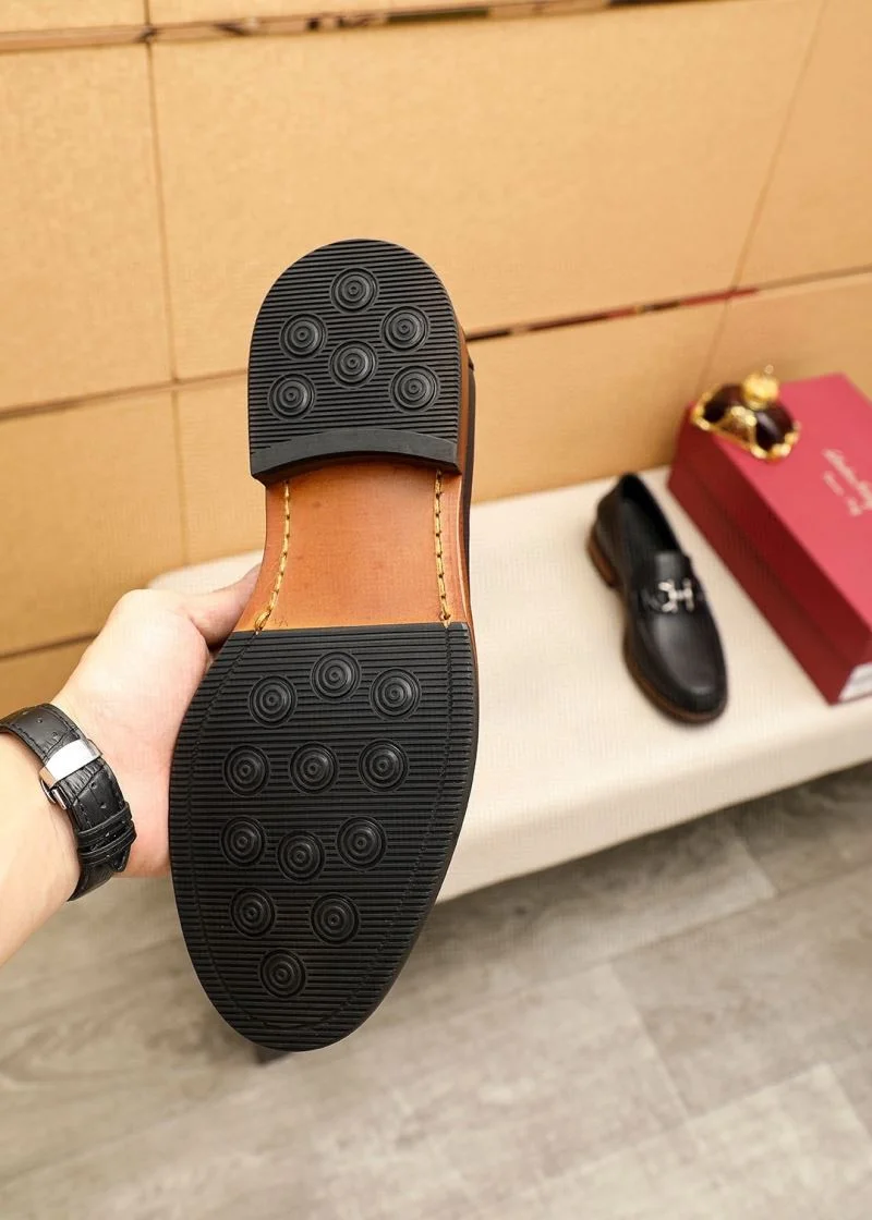 Accurate model Ferragamo Shoes