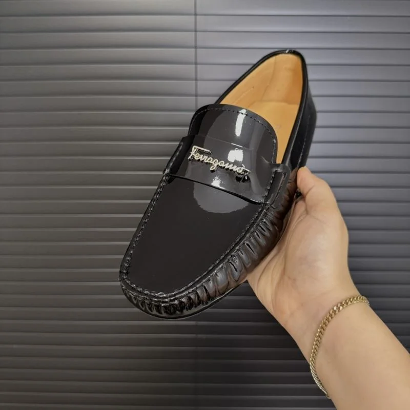 Accurate model Ferragamo Shoes