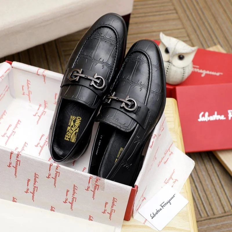 Exact replica Ferragamo Shoes