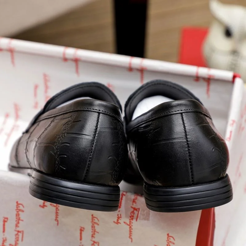 Exact replica Ferragamo Shoes