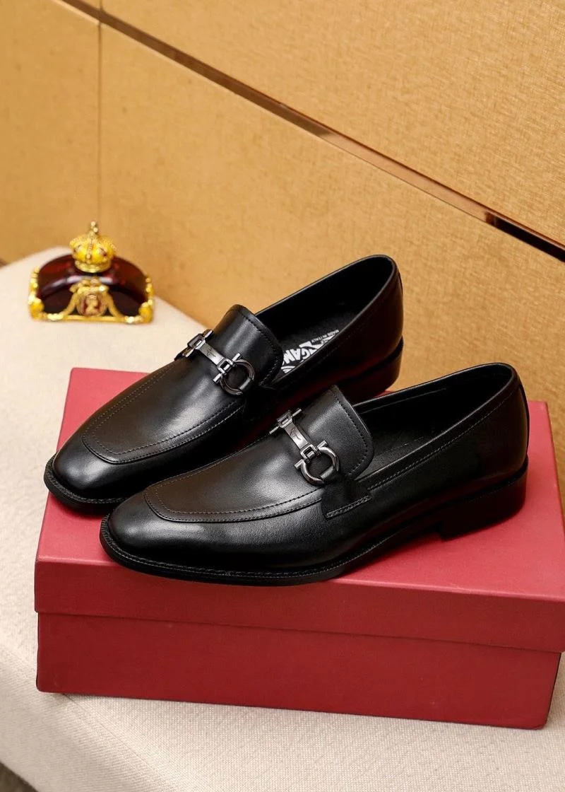 Accurate model Ferragamo Shoes