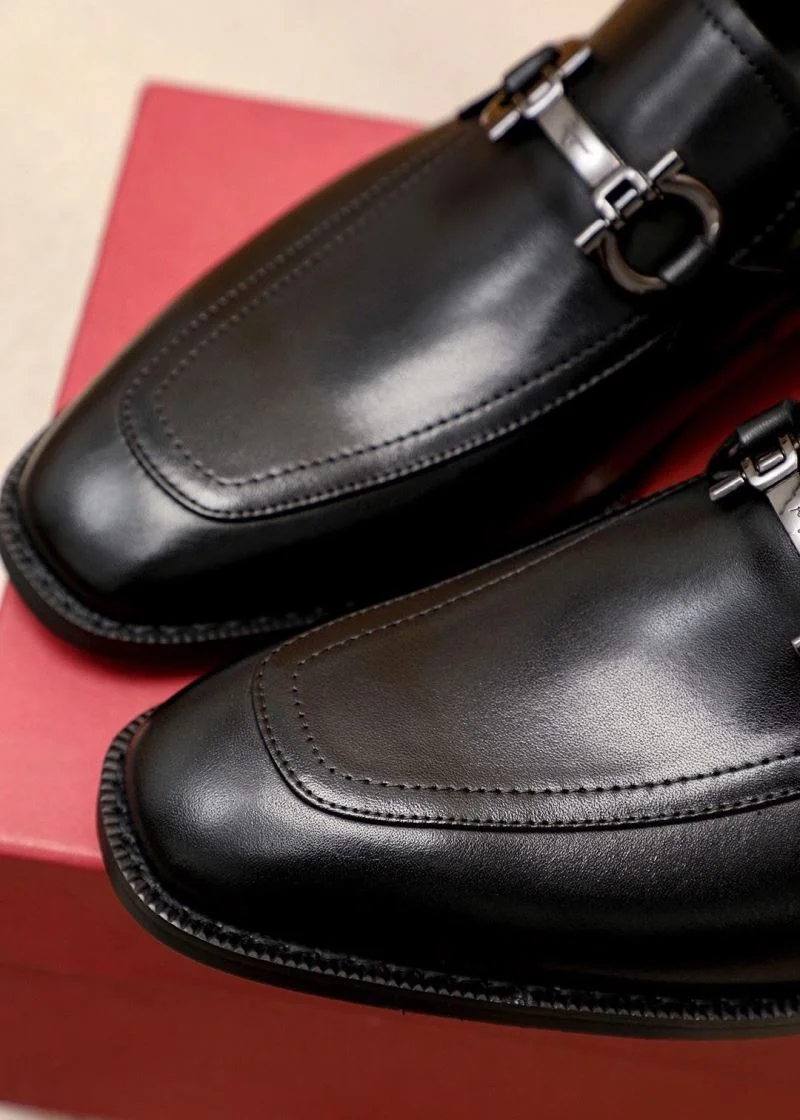 Accurate model Ferragamo Shoes