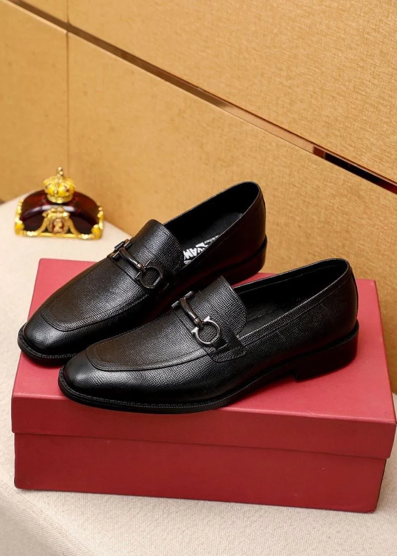 Accurate model Ferragamo Shoes