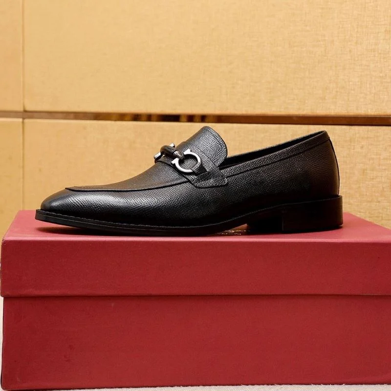 Accurate model Ferragamo Shoes