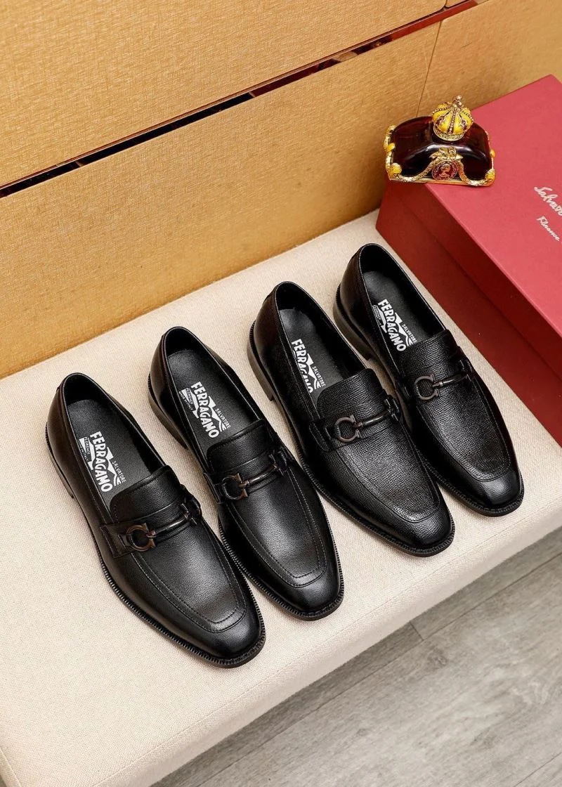 Accurate model Ferragamo Shoes