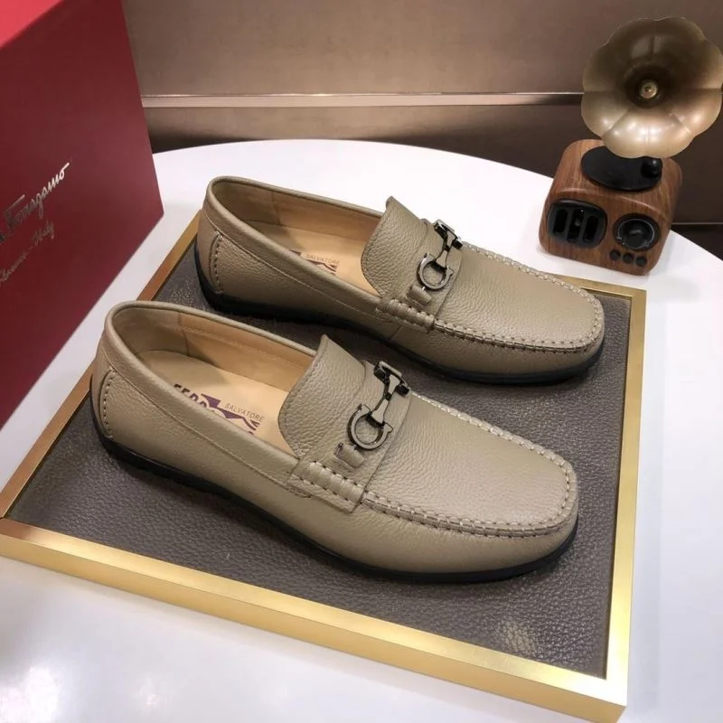 Top mirror Ferragamo Shoes