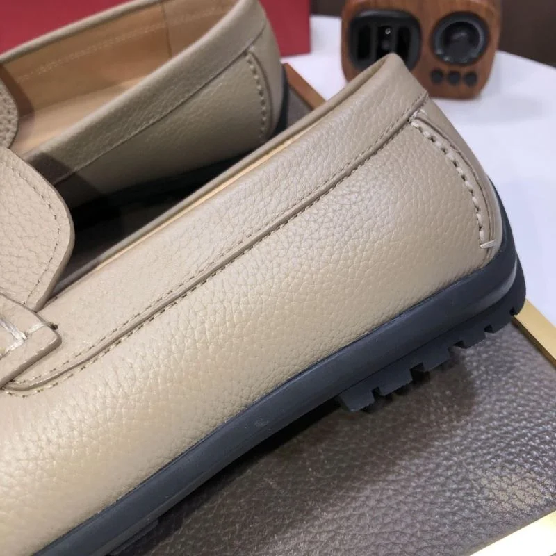 Top mirror Ferragamo Shoes