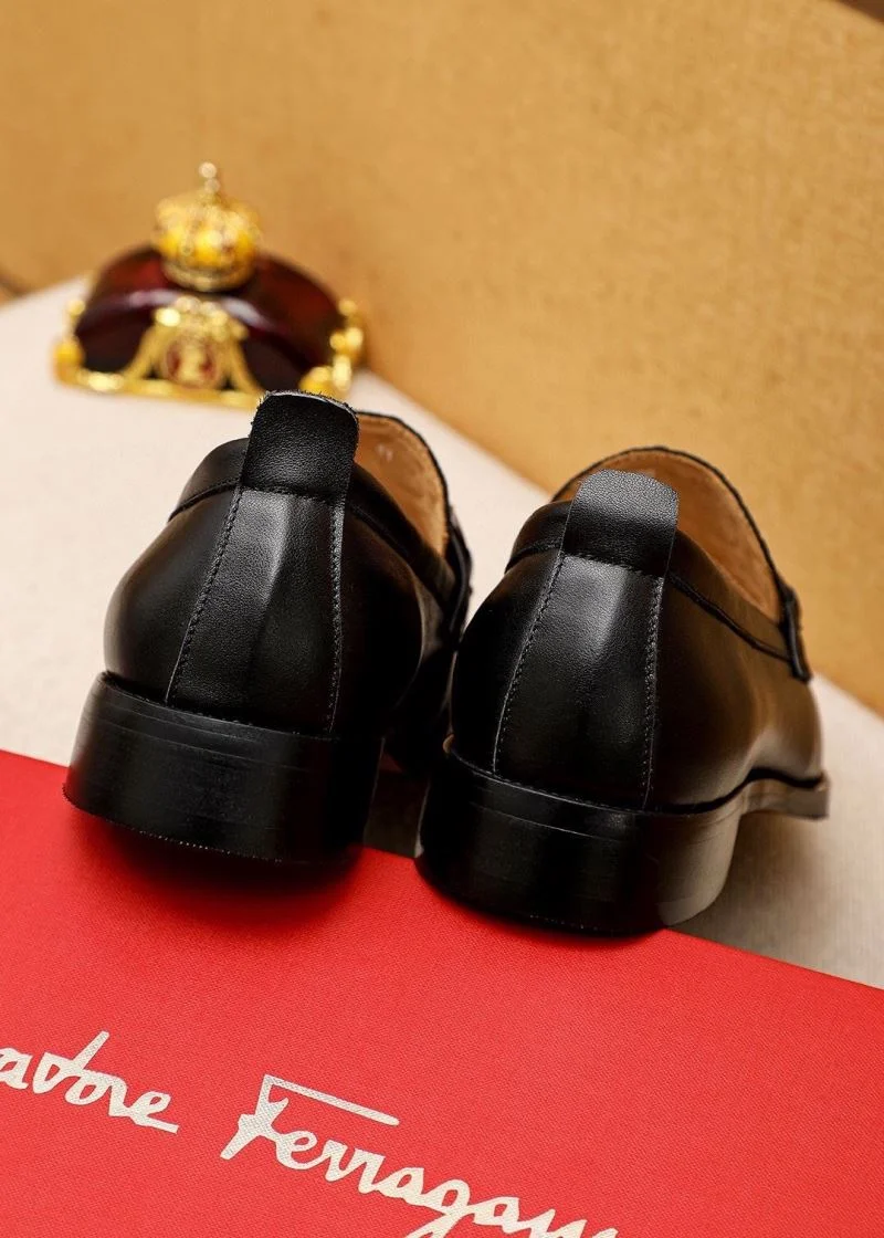 Accurate model Ferragamo Shoes
