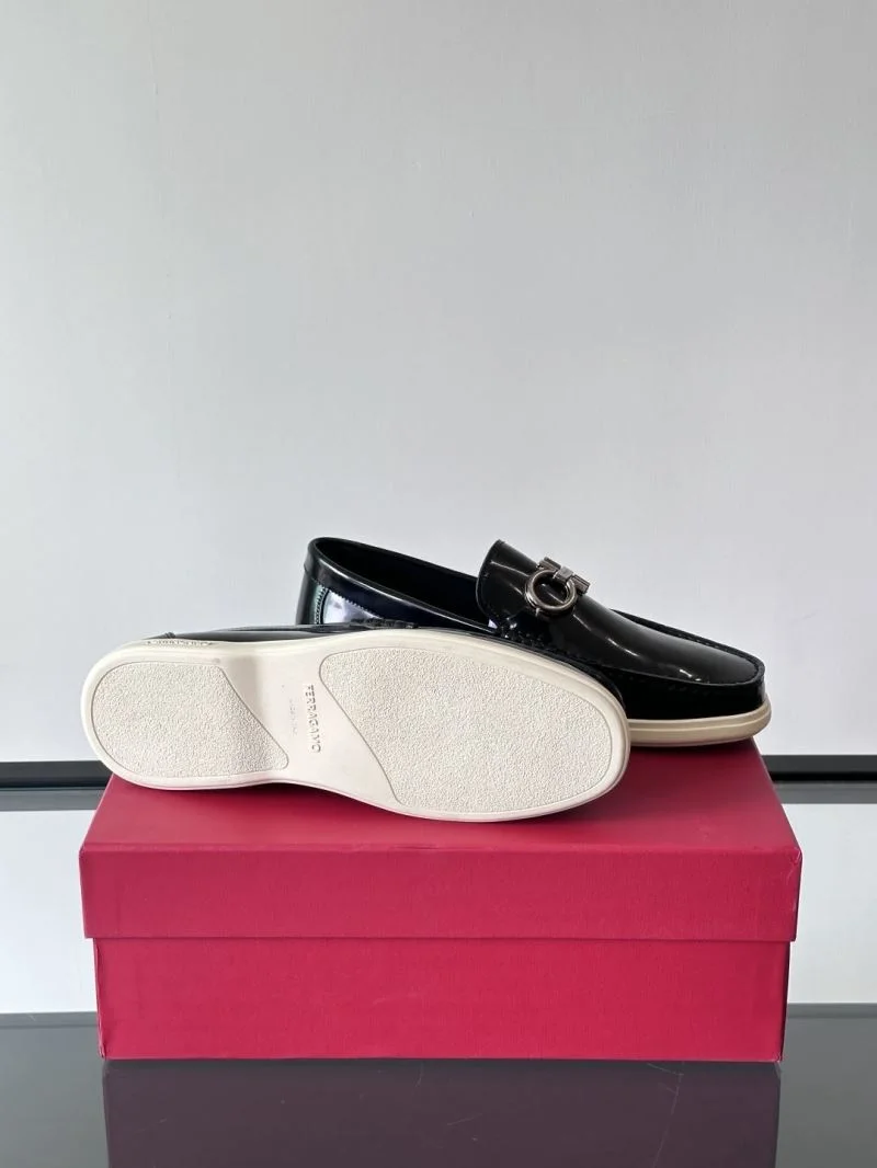 Exact replica Ferragamo Shoes