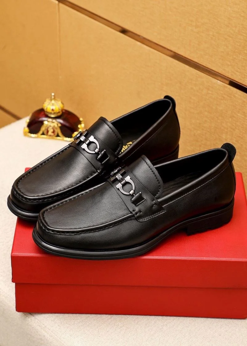 Accurate model Ferragamo Shoes
