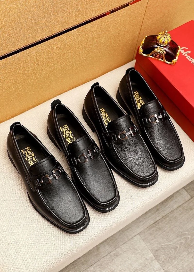 Accurate model Ferragamo Shoes
