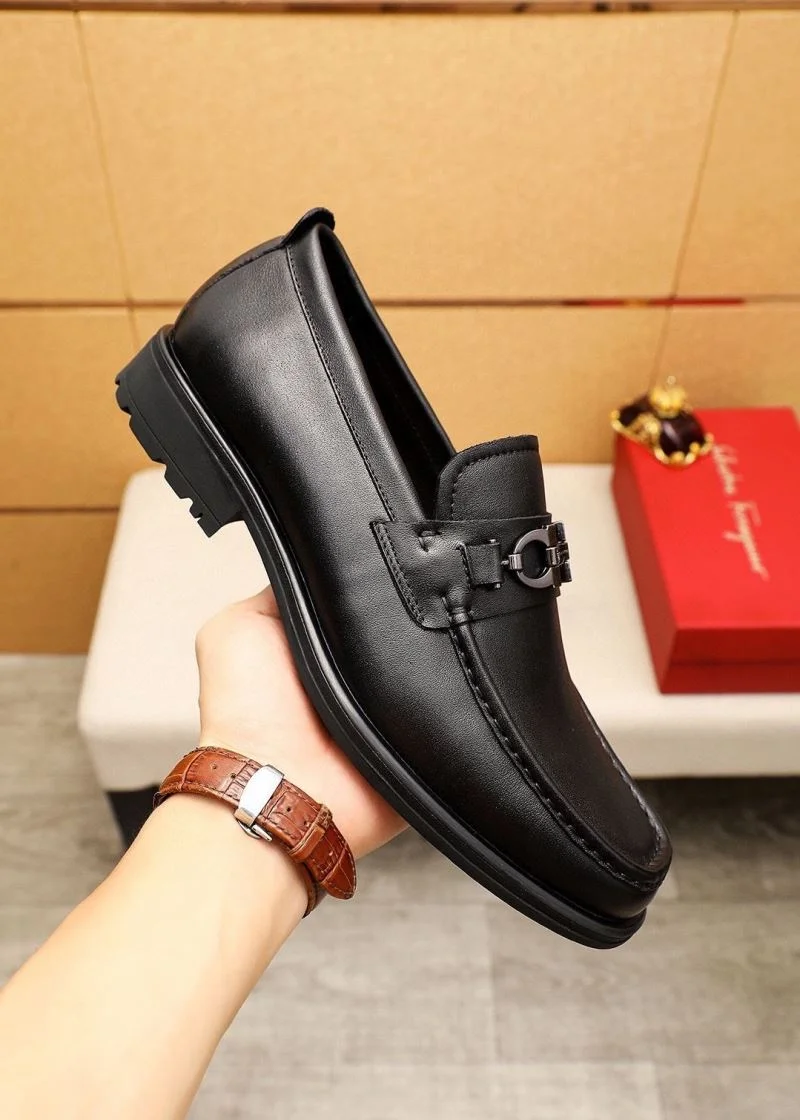 Accurate model Ferragamo Shoes