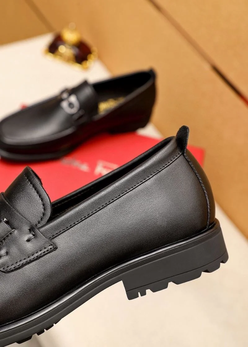 Accurate model Ferragamo Shoes