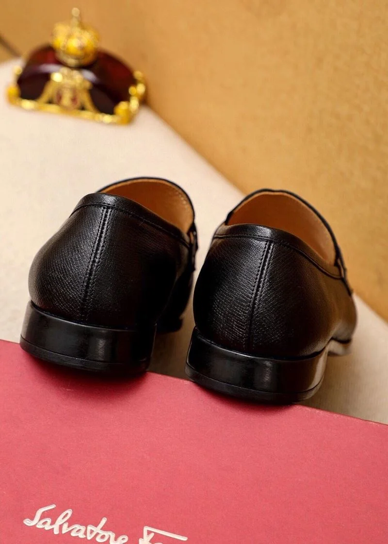 Exact replica Ferragamo Shoes