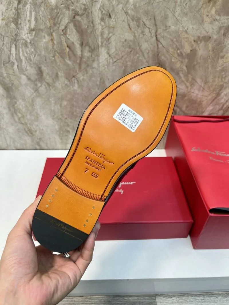 Exact replica Ferragamo Shoes