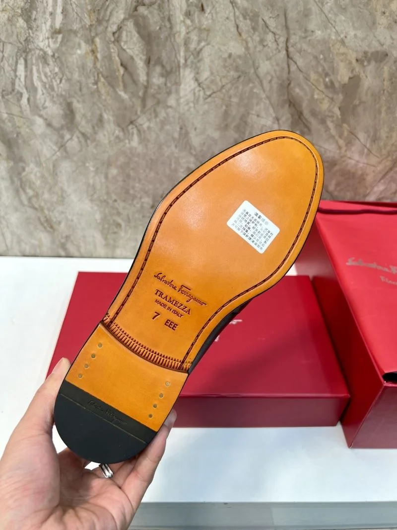 High accuracy Ferragamo Shoes