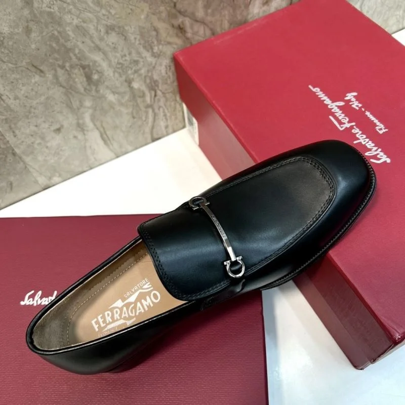 Top match Ferragamo Shoes