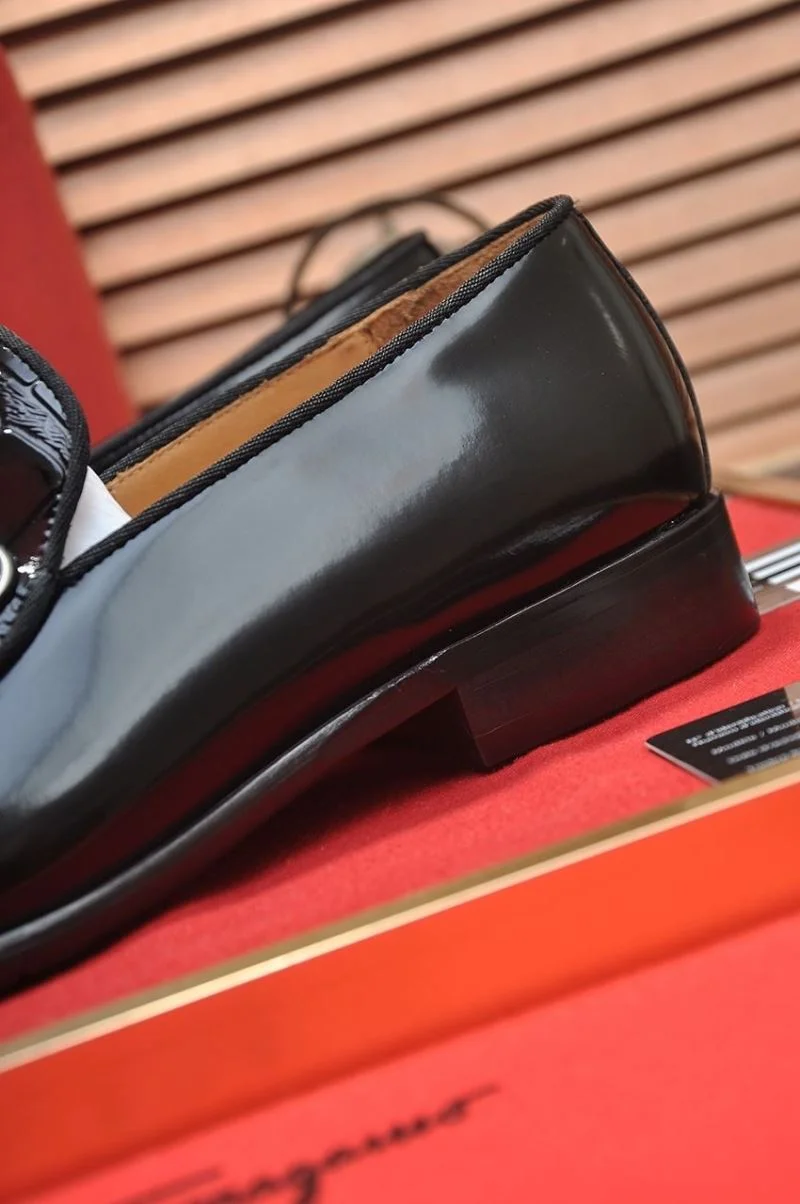 High fidelity Ferragamo Shoes