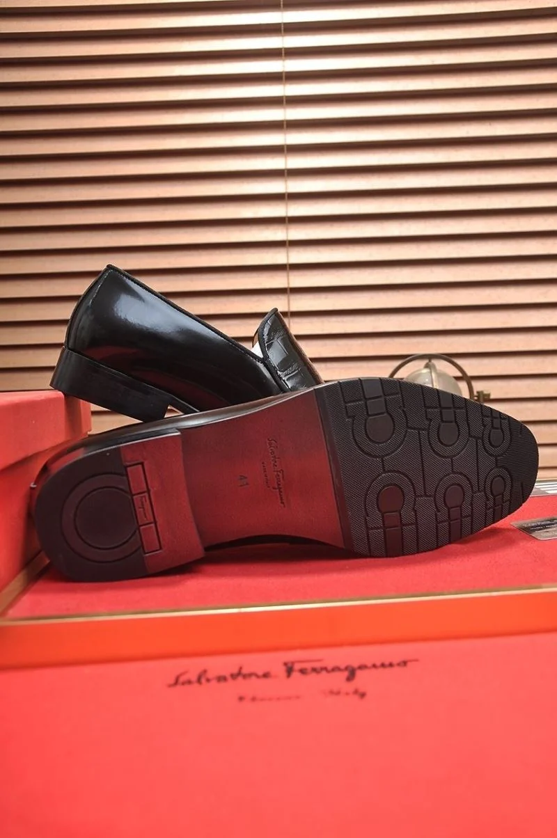 Exact replica Ferragamo Shoes