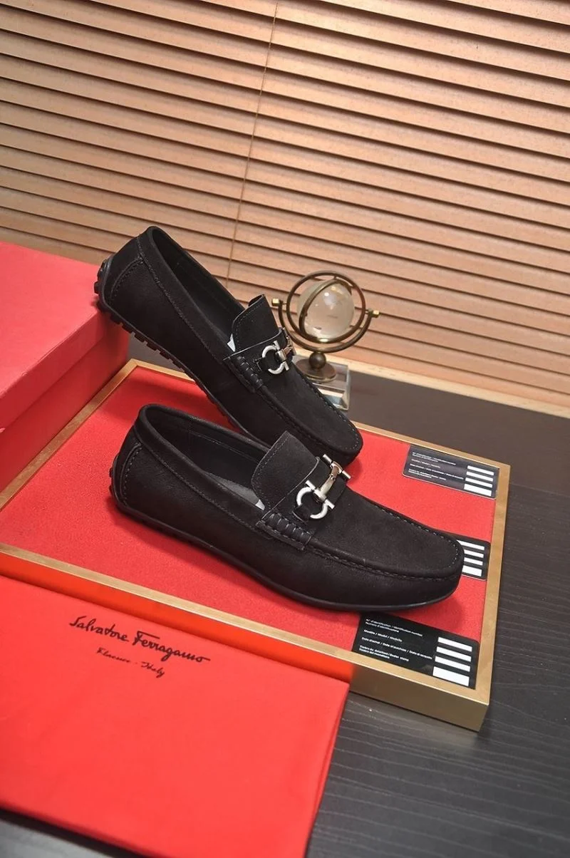 Accurate model Ferragamo Shoes