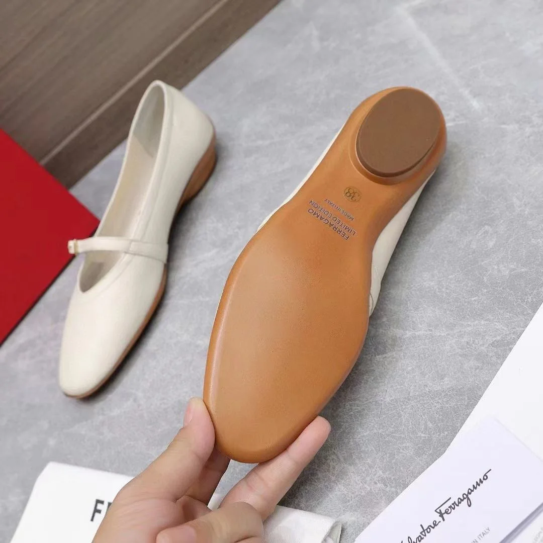 Official Ferragamo Shoes