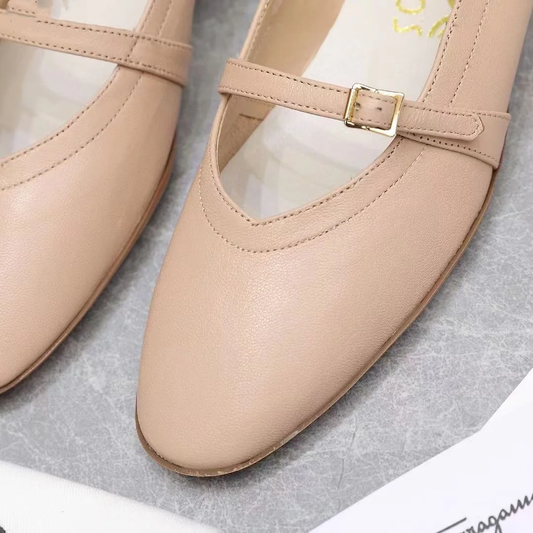 High fidelity Ferragamo Shoes
