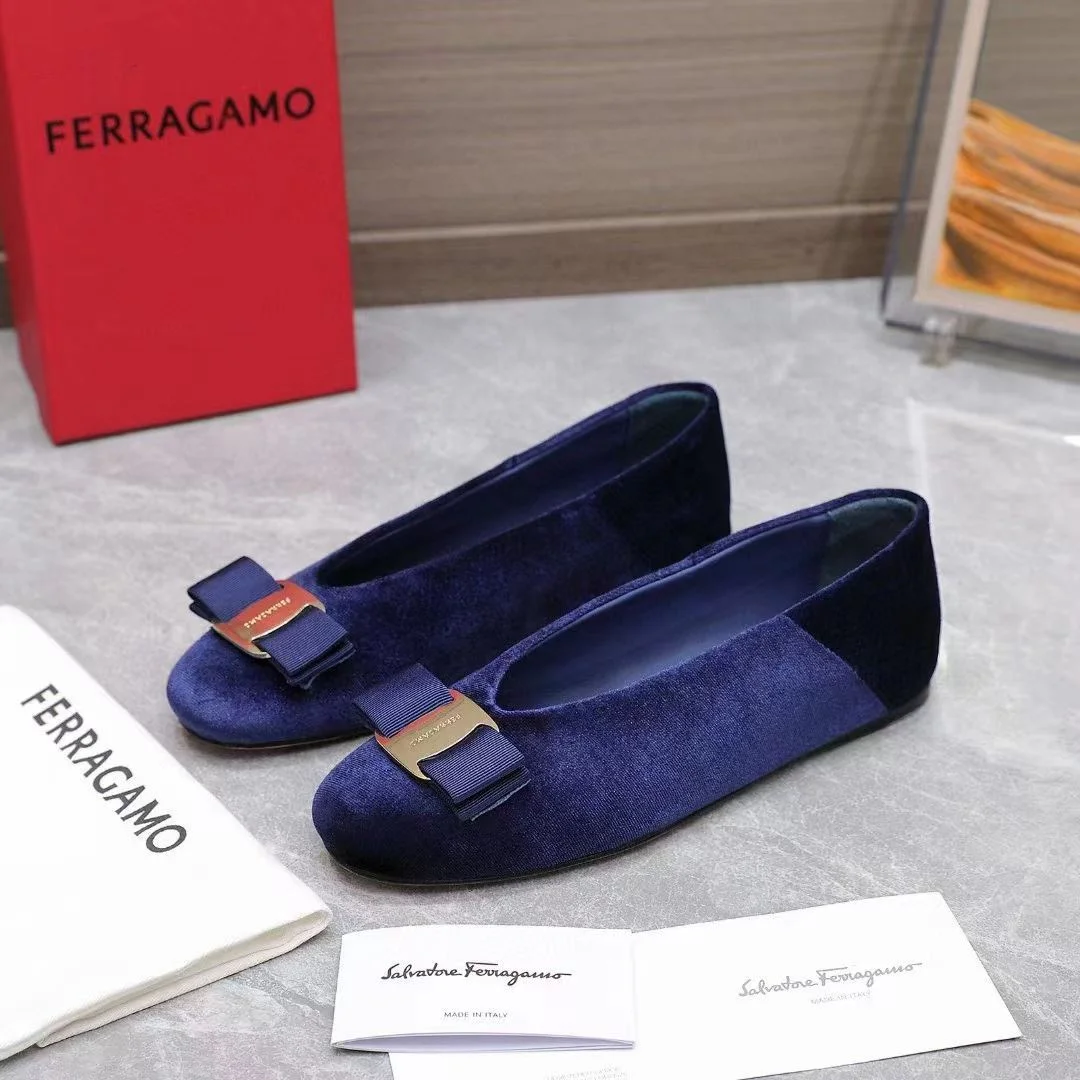 Top mirror Ferragamo Shoes