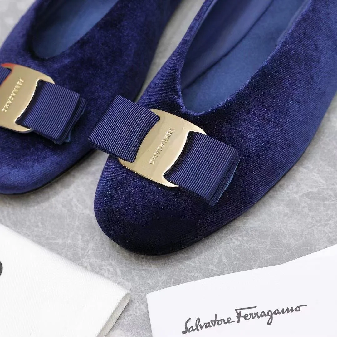 Top mirror Ferragamo Shoes