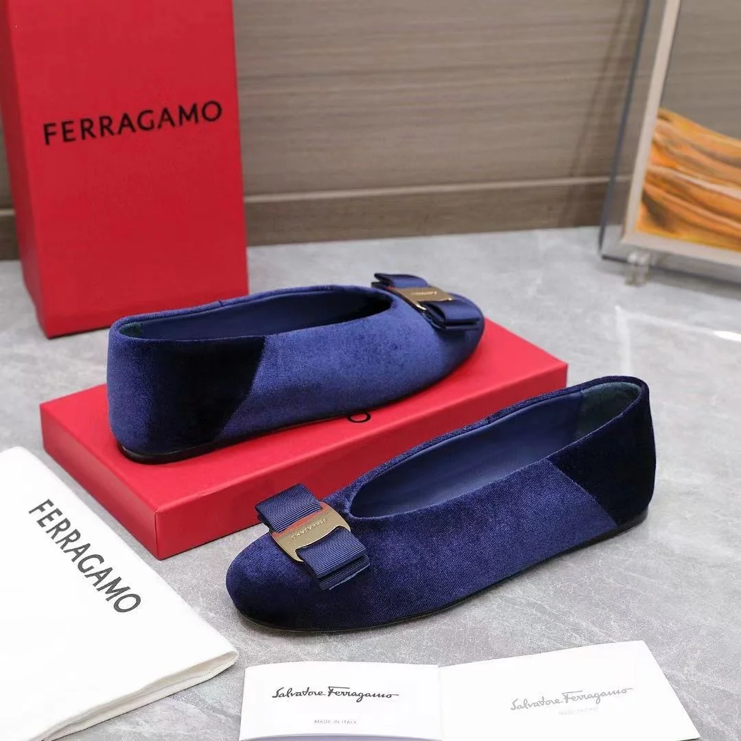 Top mirror Ferragamo Shoes