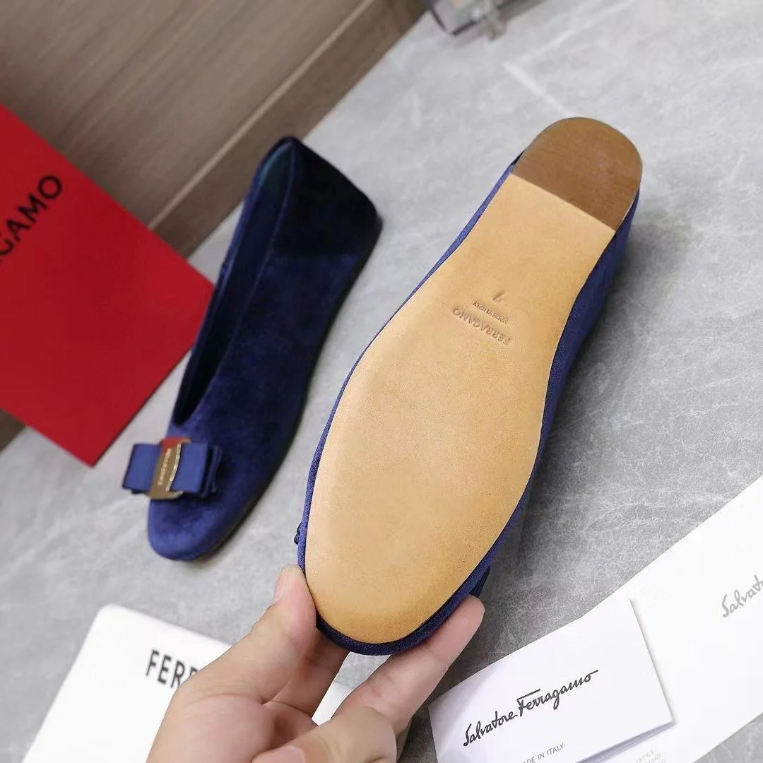 Top mirror Ferragamo Shoes