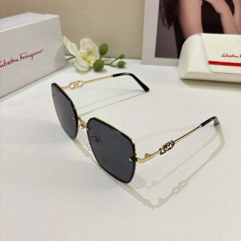 Mirror quality Ferragamo Sunglasses