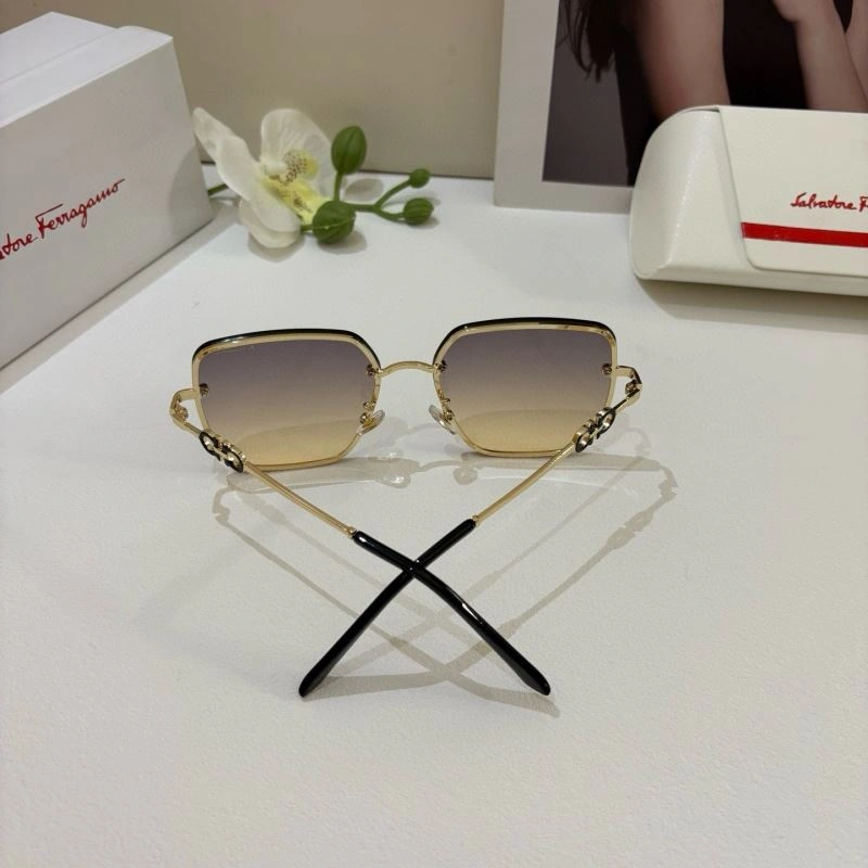 Perfect replica Ferragamo Sunglasses