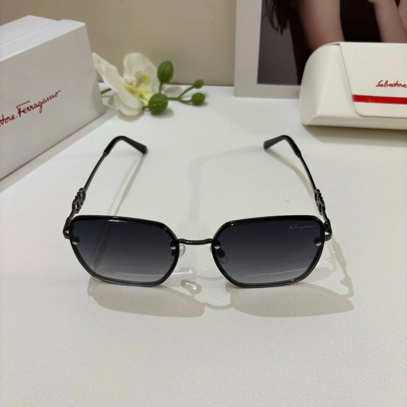 1:1 copy Ferragamo Sunglasses