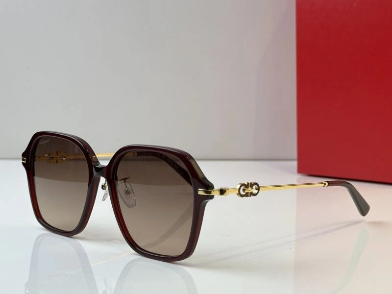 Top mirror Ferragamo Sunglasses
