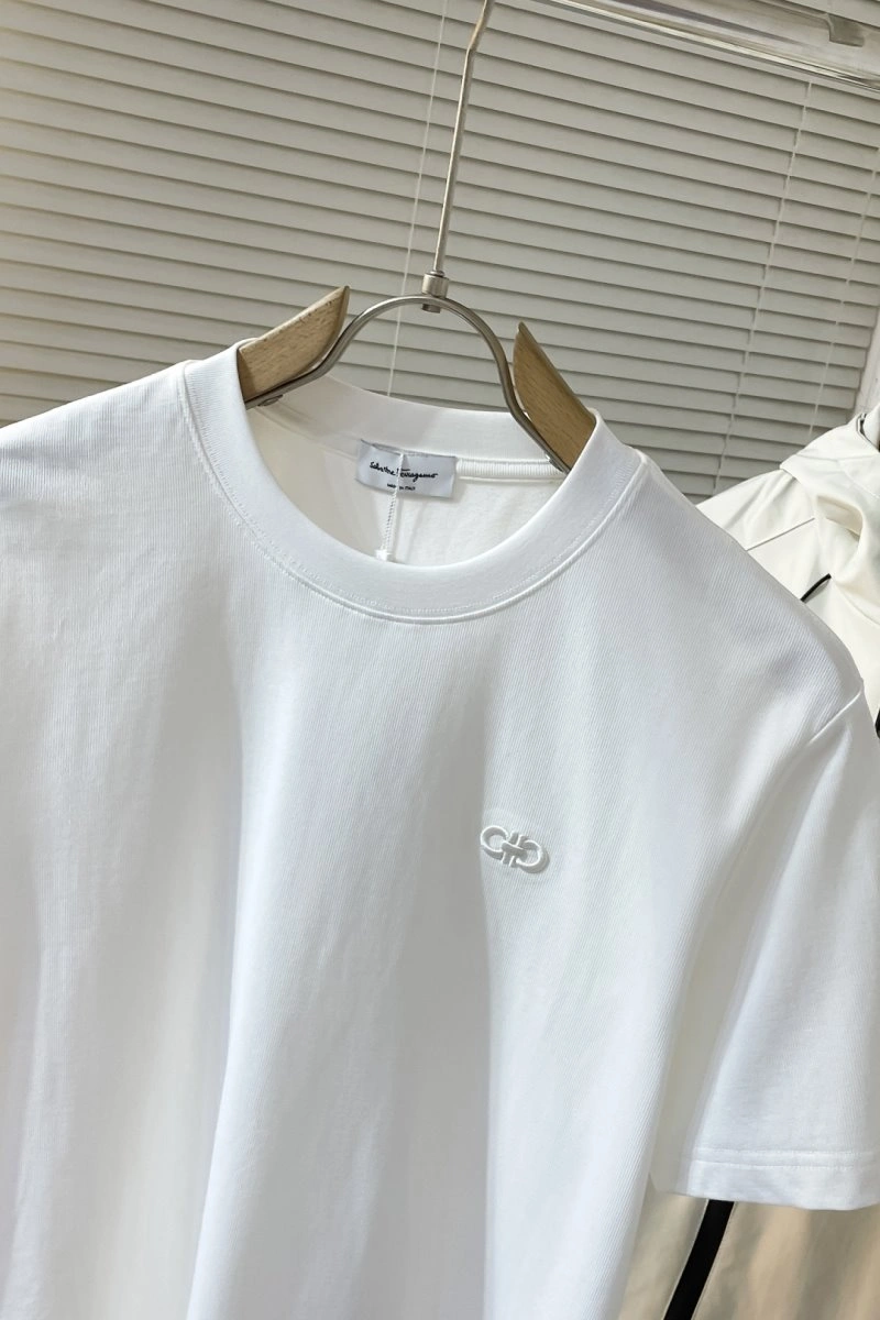 Reasonably priced Ferragamo T-Shirts