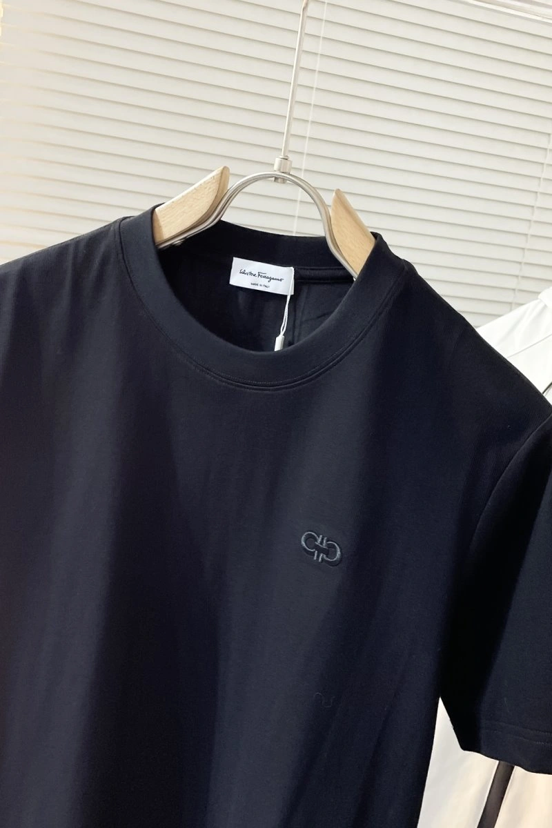 Inexpensive Ferragamo T-Shirts