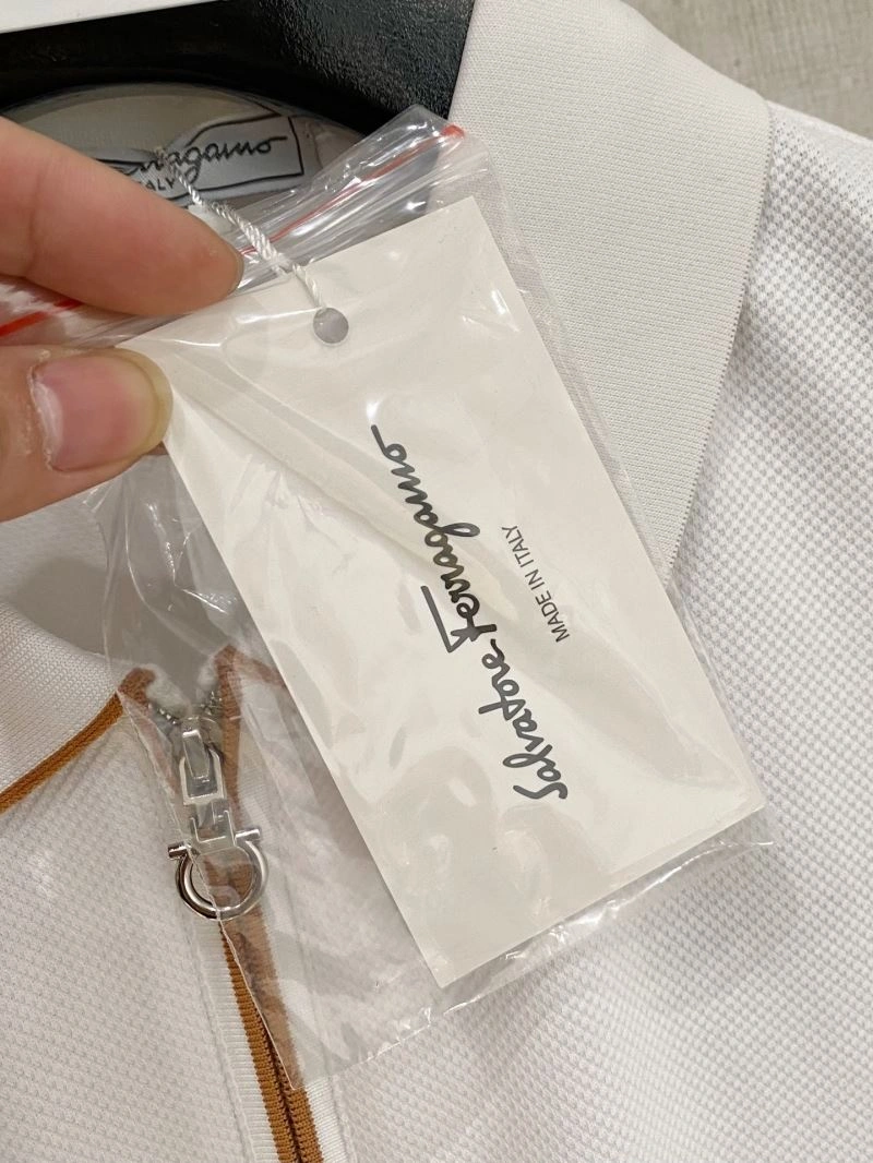 Factory-made Ferragamo T-Shirts