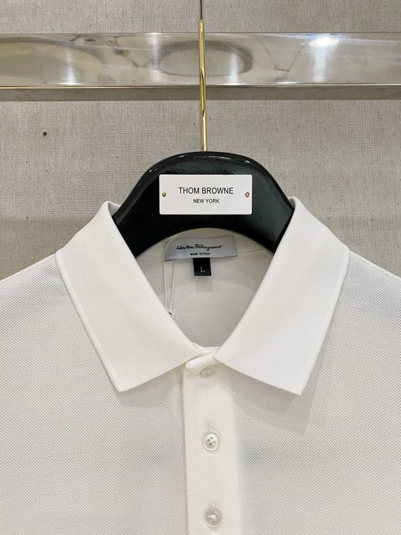 Bargain Ferragamo T-Shirts