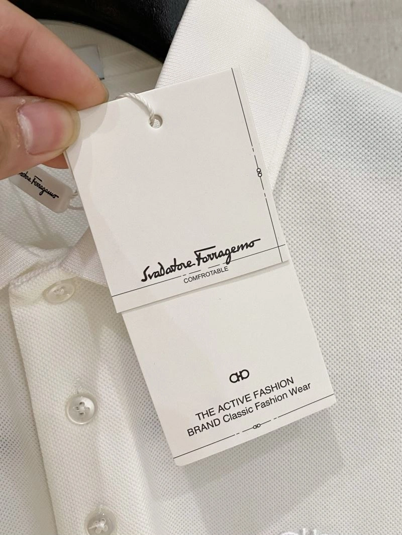 Bargain Ferragamo T-Shirts