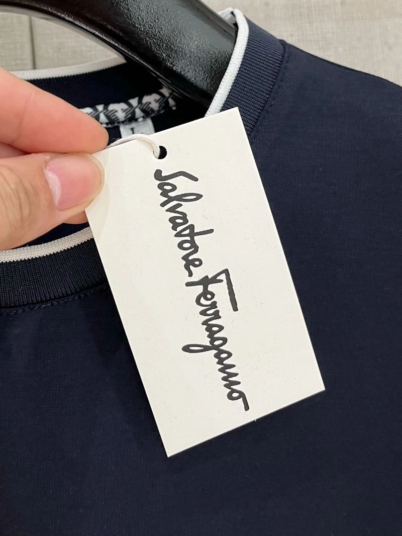 Economical Ferragamo T-Shirts