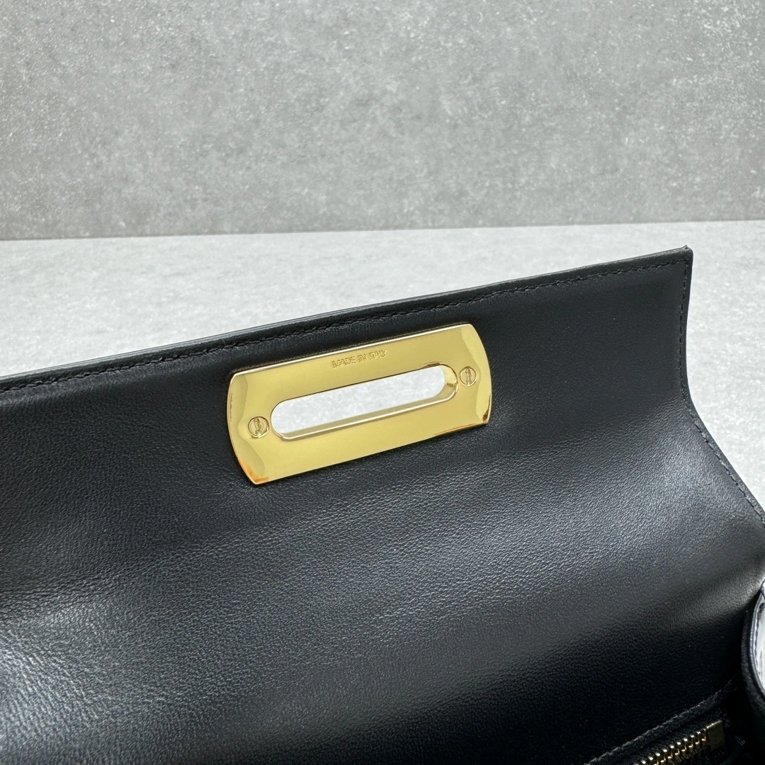 Perfect replica Ferragamo Top Handle Bags