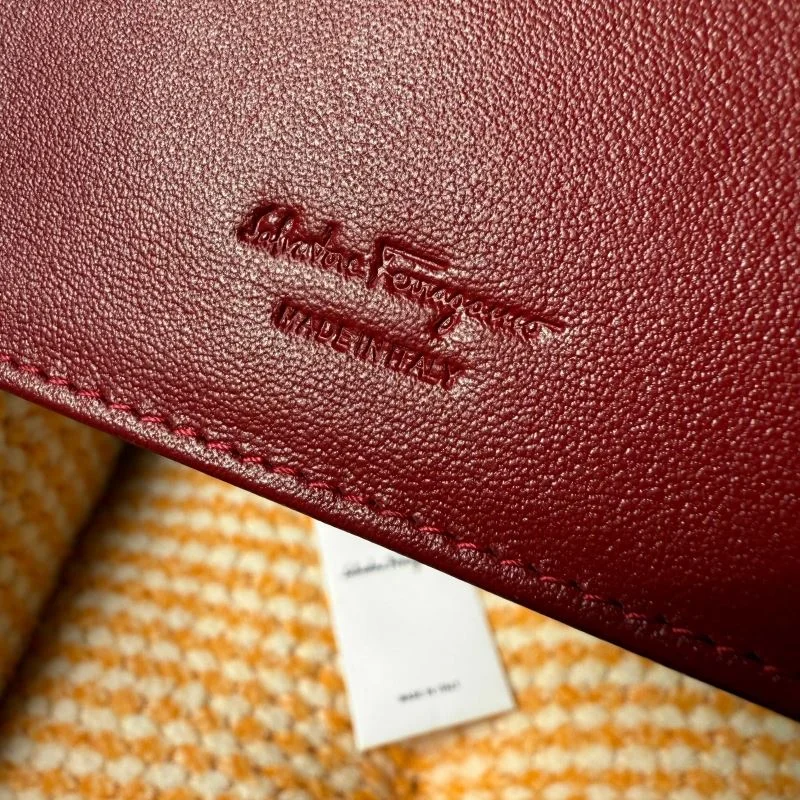 Cut-rate Ferragamo Wallets Purse