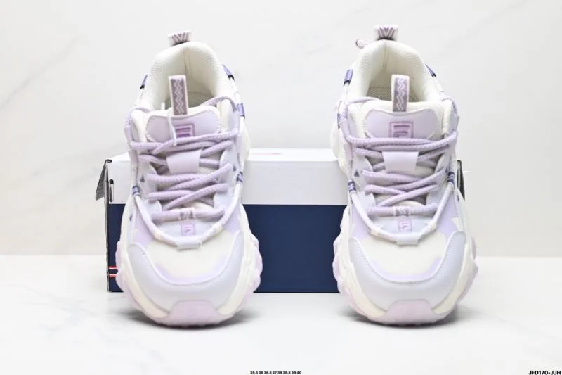 Low-cost Fila Shoes