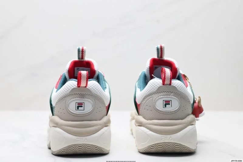 Low-cost Fila Shoes