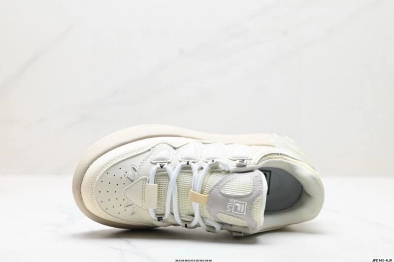 Top mirror Fila Shoes