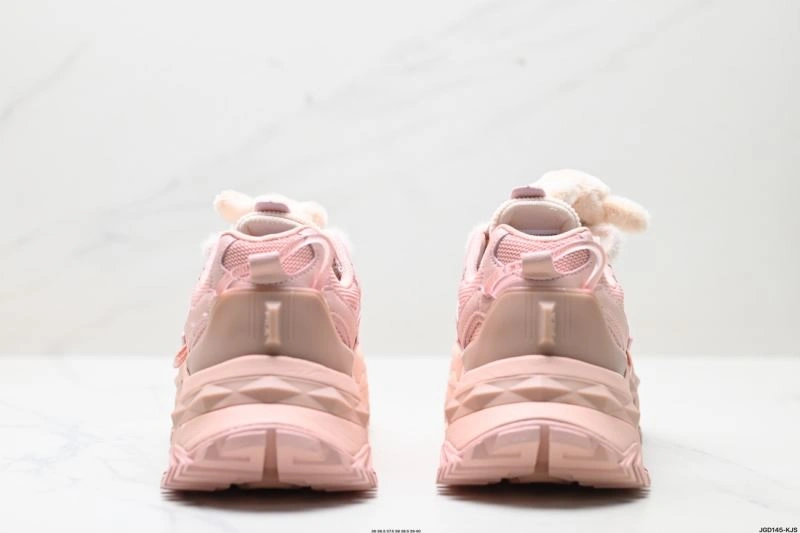 Brand-authenticated Fila Shoes